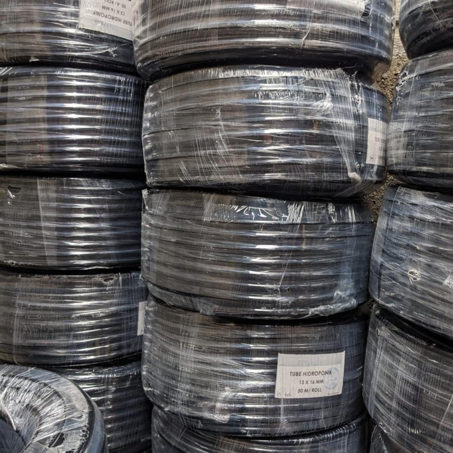 Jual Selang PE 16mm Selang Air Ukuran 16mm Atau Setengah Inch - 1 ROLL ...