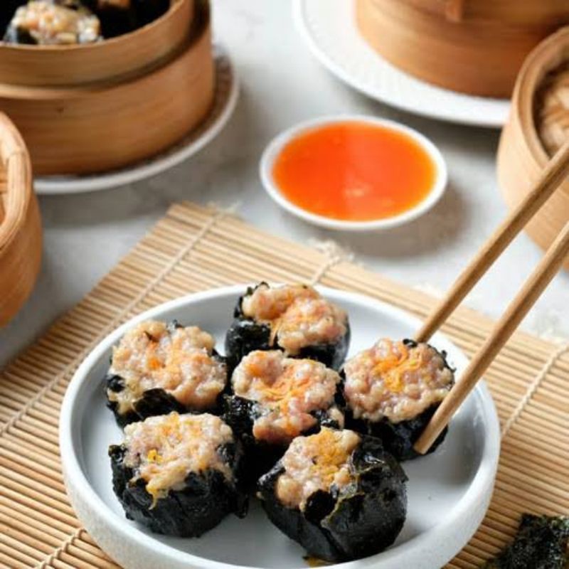 Jual Handsum Dimsum Ayam Rumput Laut Isi 10 / Dimsum Nori / Siomay Ayam ...
