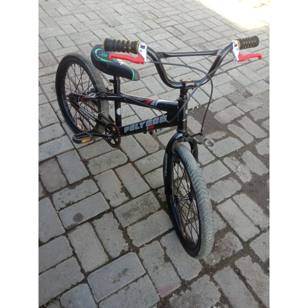 Jual SEPEDA BEKAS UK 18" POLYGON TANGO MORISON ORIGINAL DAN REPAINT ...