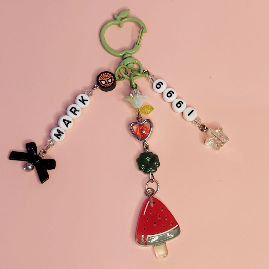 Jual Keychain inspired by Mark Lee NCT | Bagcharm mark Ganci Mark Lee ...