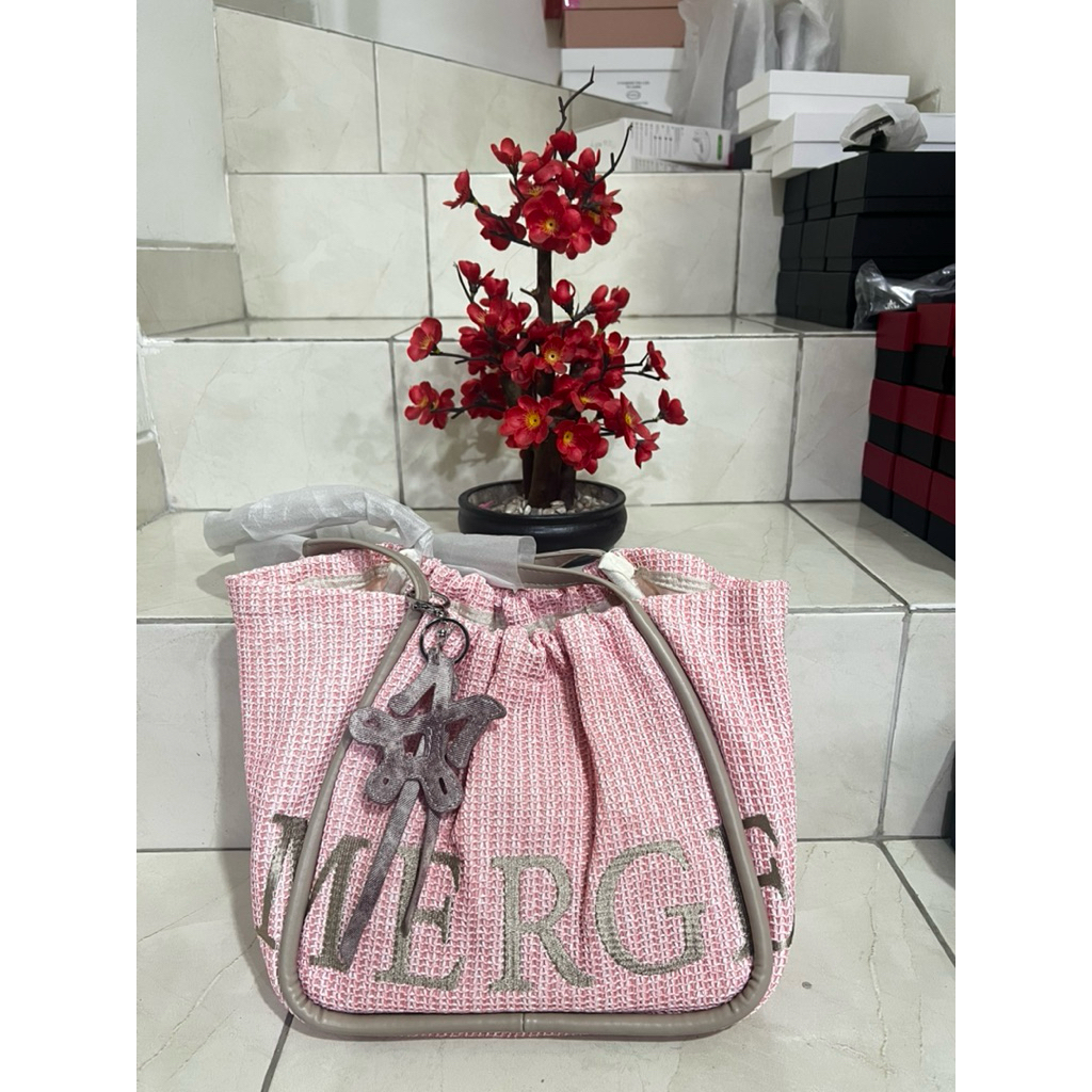 Jual TAS MERGE READY STOCK | Shopee Indonesia