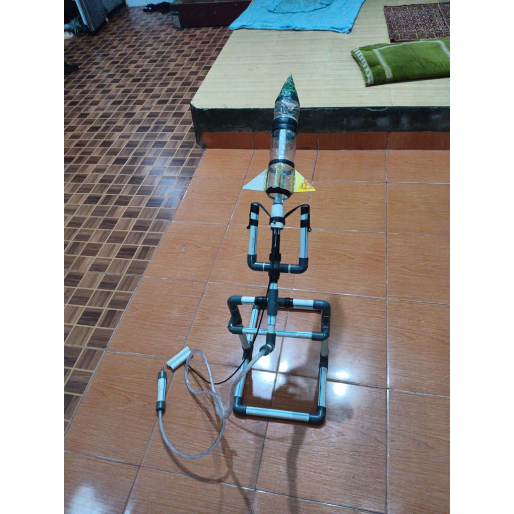 Jual Roket Air dan Peluncur Roket Air Kumplit Siap Pakai Bisa Buat ...