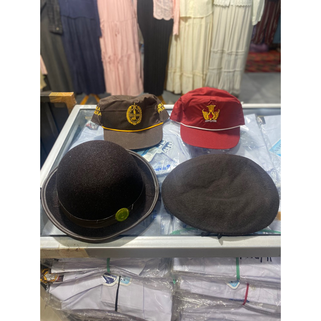 Jual TOPI SEKOLAH MERAH SD DAN PRAMUKA PEREMPUAN DAN BARET LAKI LAKI ...