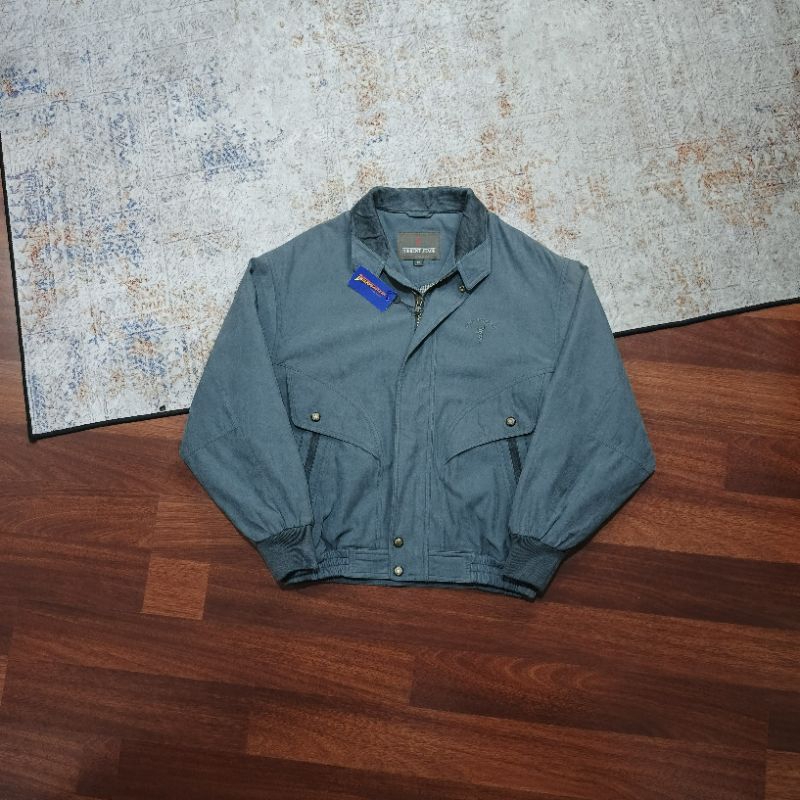Jual Current Stage Suede Flight jacket | Shopee Indonesia