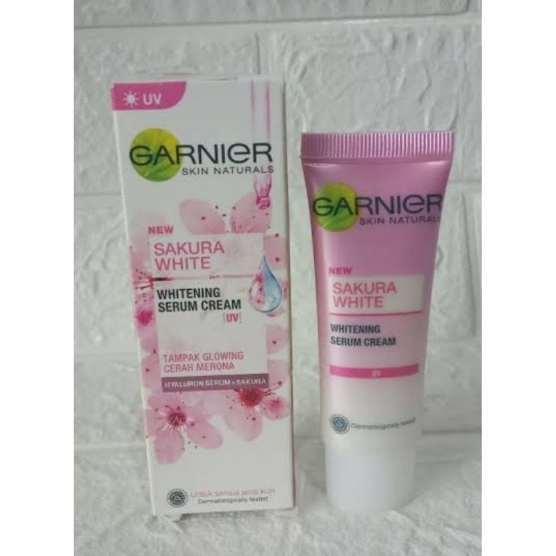 Jual Garnier sakura white whitening serum cream UV 40ml | Shopee Indonesia