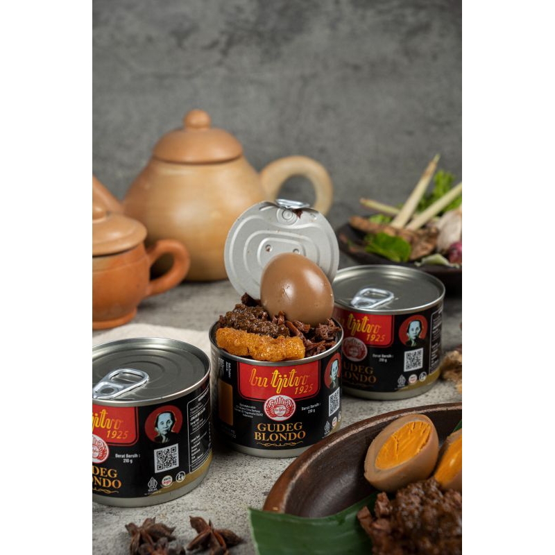 Jual Gudeg Komplit Varian Blondo/ Gudeg Kaleng Bu Tjitro 1925/ Gudeg ...