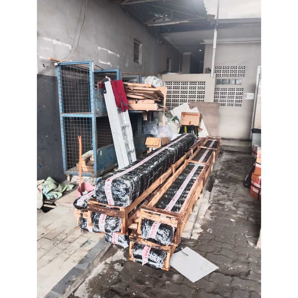 Jual packing kayu khusus packing plafon PVC list PVC wallpanel marmer ...