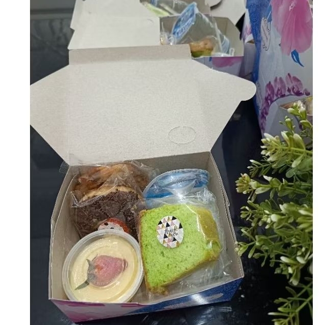 Jual PAKET SNACK BOX ACARA RUMAH MEETING | Shopee Indonesia