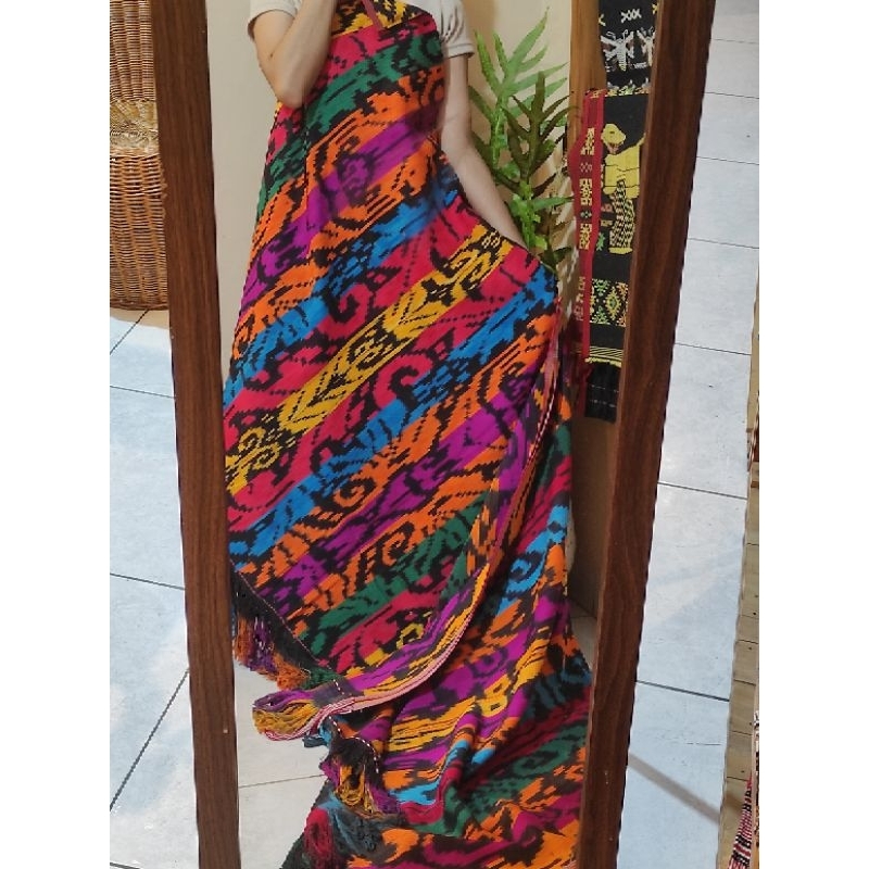 Jual Tenun NTT - selimut pelangi dari suku Timor | Shopee Indonesia