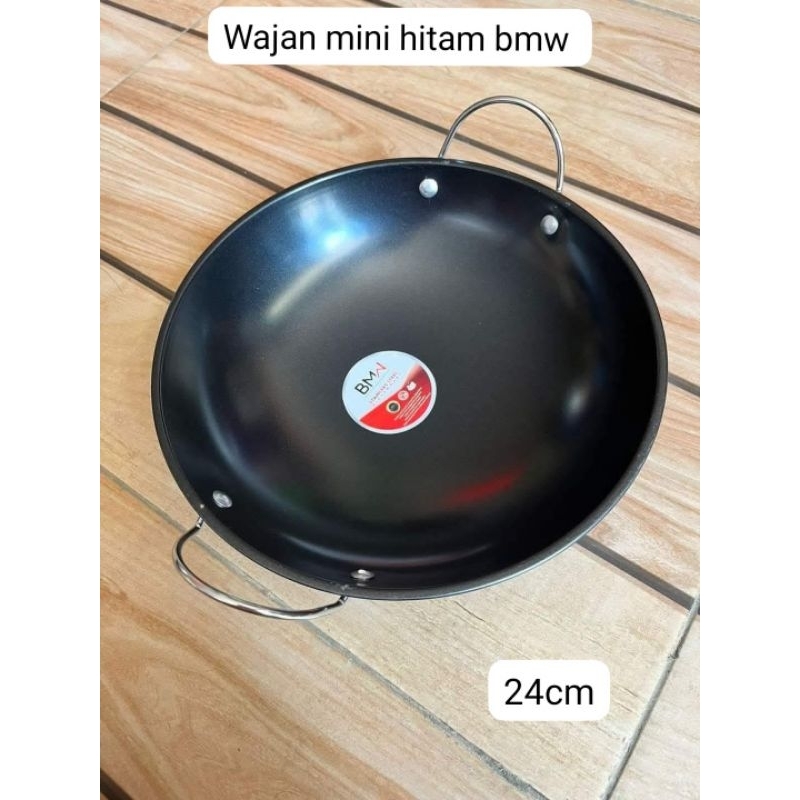 Jual Wajan Mini Hitam BMW ukuran 24cm | Shopee Indonesia