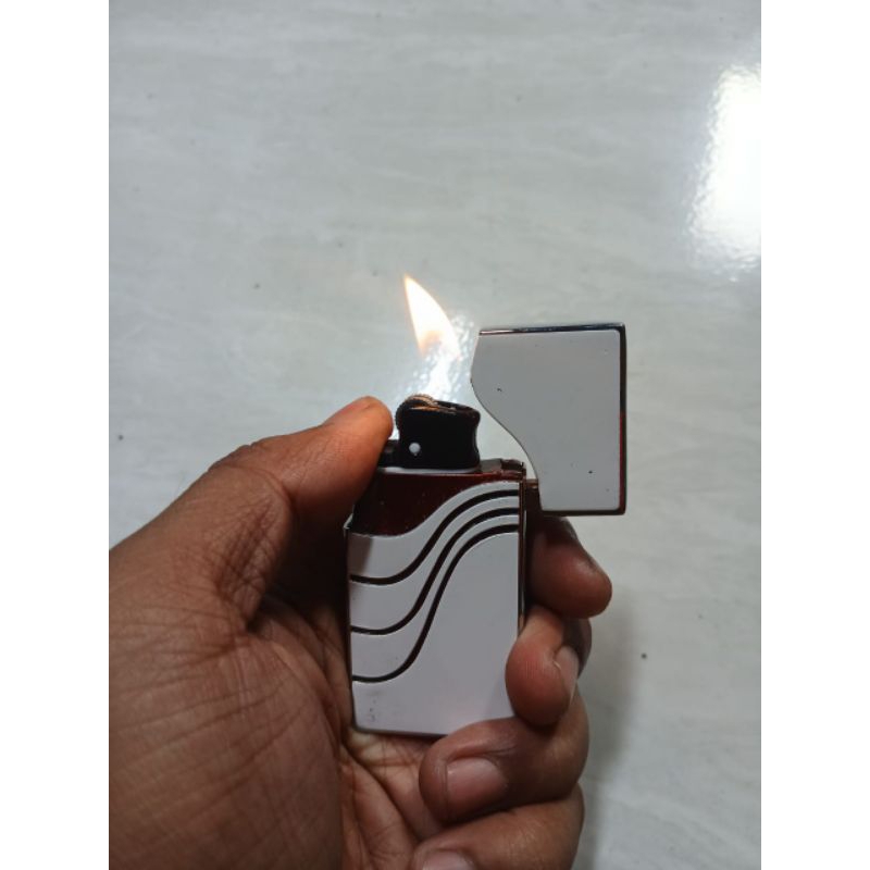 Jual korek api cricket cover besi | Shopee Indonesia