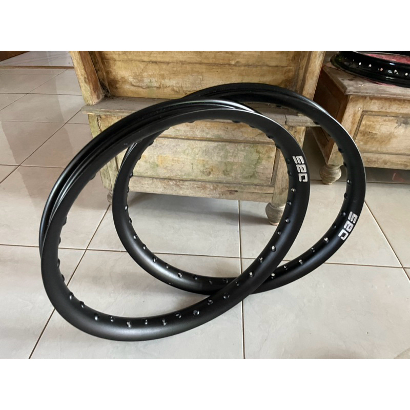 Jual velg ring dbs uk 140/140x17 hitam doff model u shape | Shopee ...