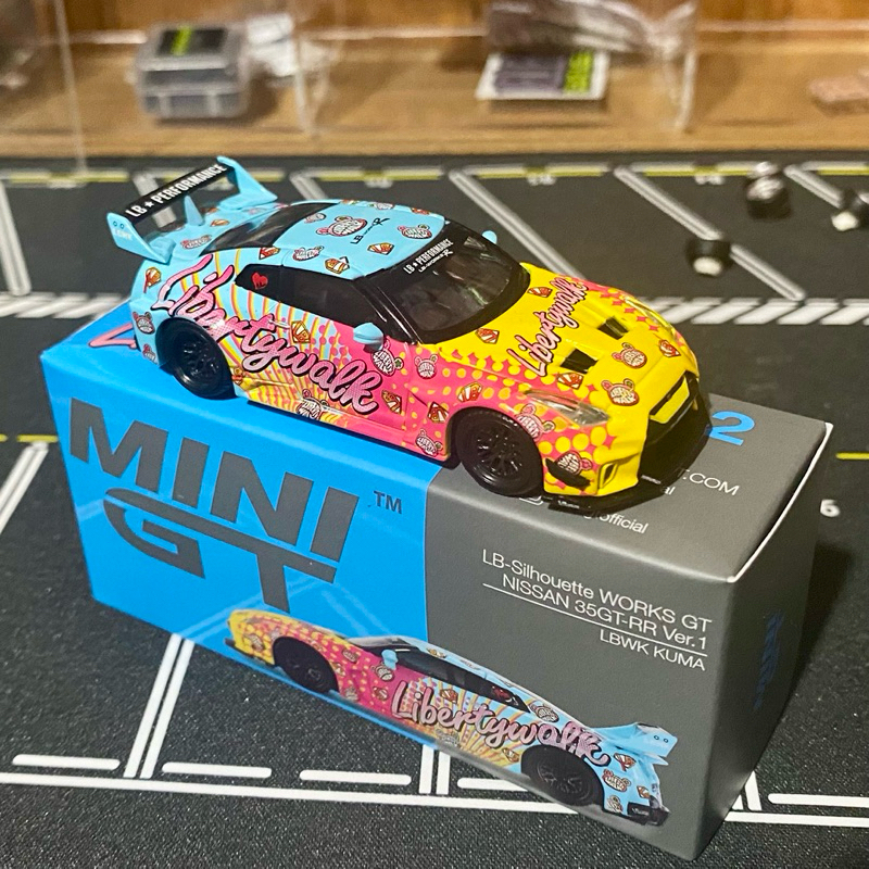 Jual Mini GT 742 LB Works Nissan GTR R35 LBWK Kuma Unsealed | Shopee ...