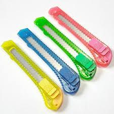 Jual Cutter Plastik Besar Merk Exsis anti karat | Shopee Indonesia