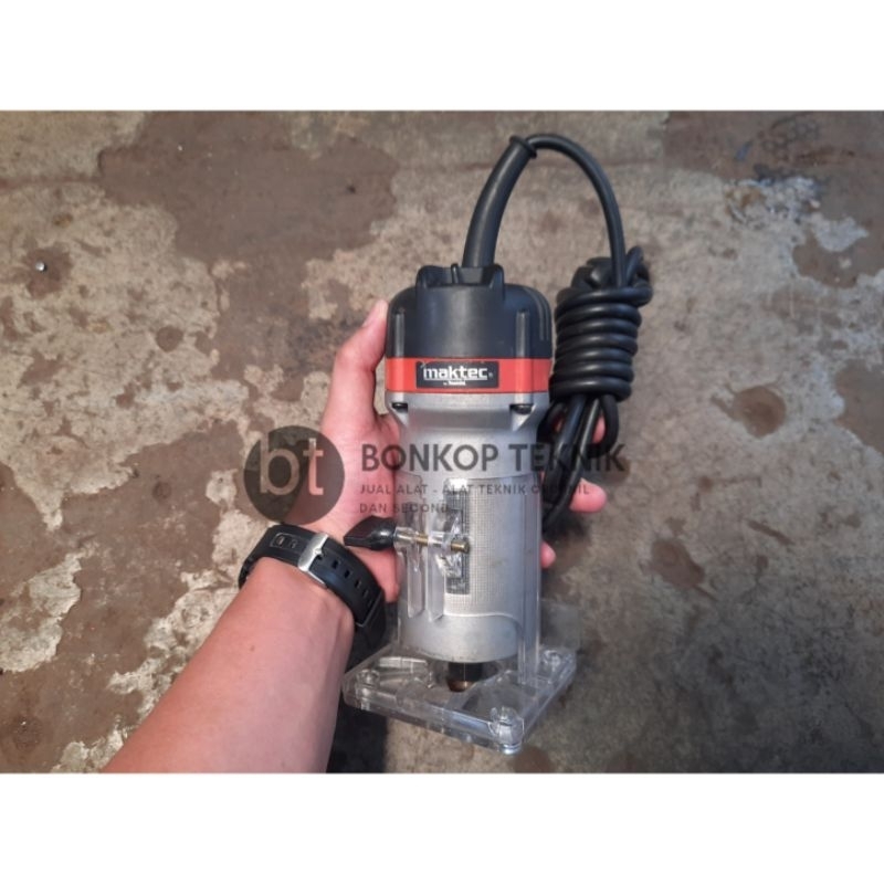 Jual Mesin Profil Router Trimmer Kayu 6mm Maktec MT370 | Shopee Indonesia