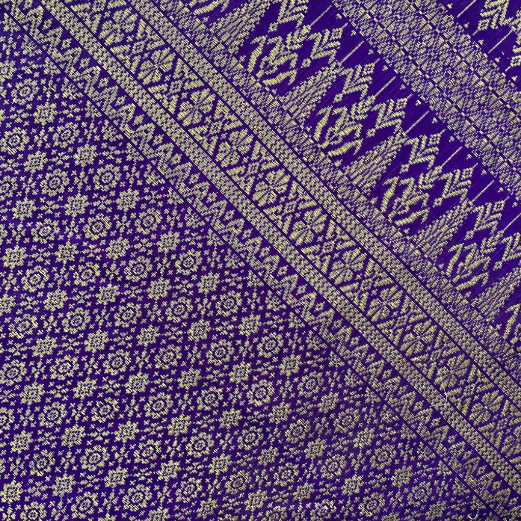 Jual Kain Tenun Songket Khas Palembang Asli Motif Lepus Warna Ungu Benang Emas | Shopee Indonesia