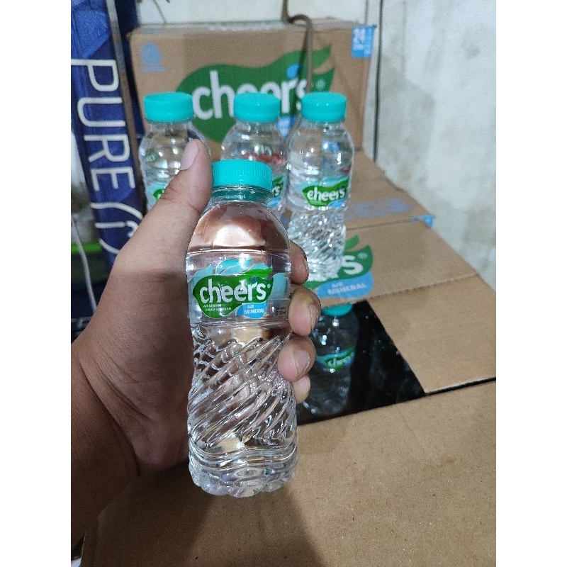 Jual CHEERS AIR MINERAL 220ML X 24 BOTOL | Shopee Indonesia