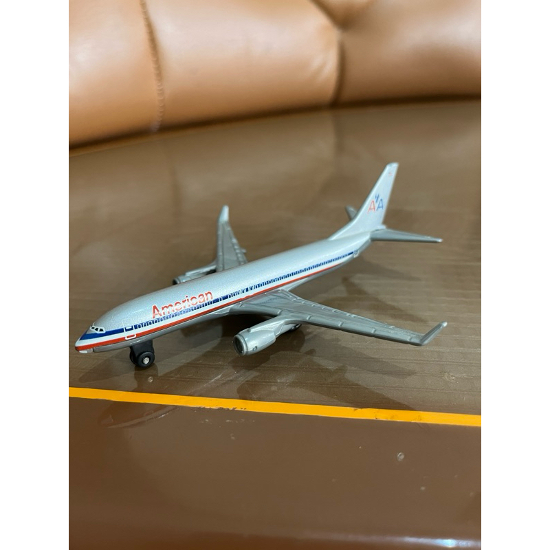 Jual Matchbox Sky Busters Boeing 737-800 American Airlines | Shopee ...
