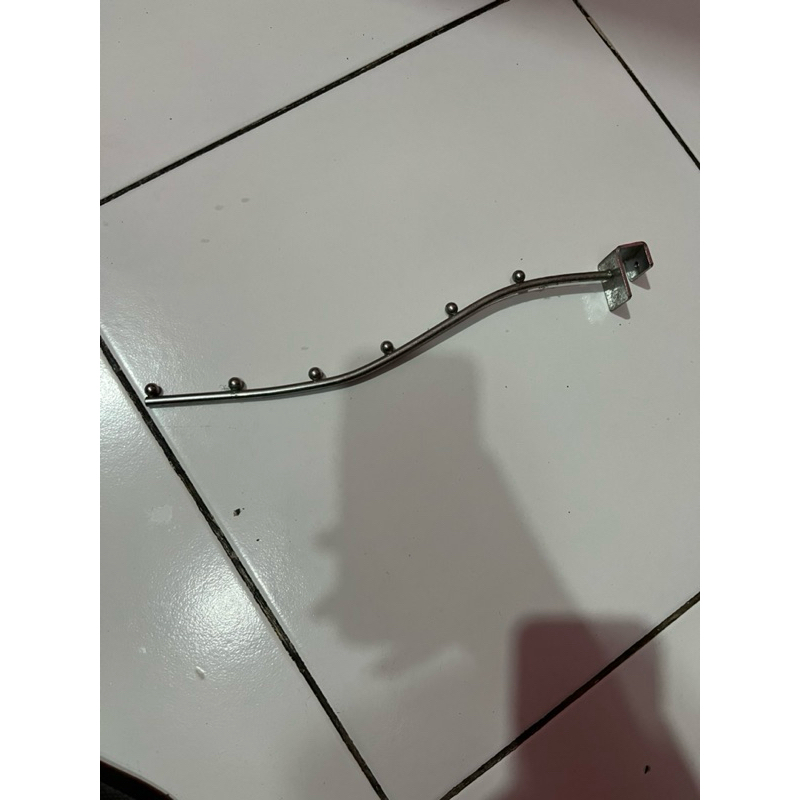 Jual Hanger Suling Pipa Kotak 6 Titik / Gantungan Baju Display Toko ...