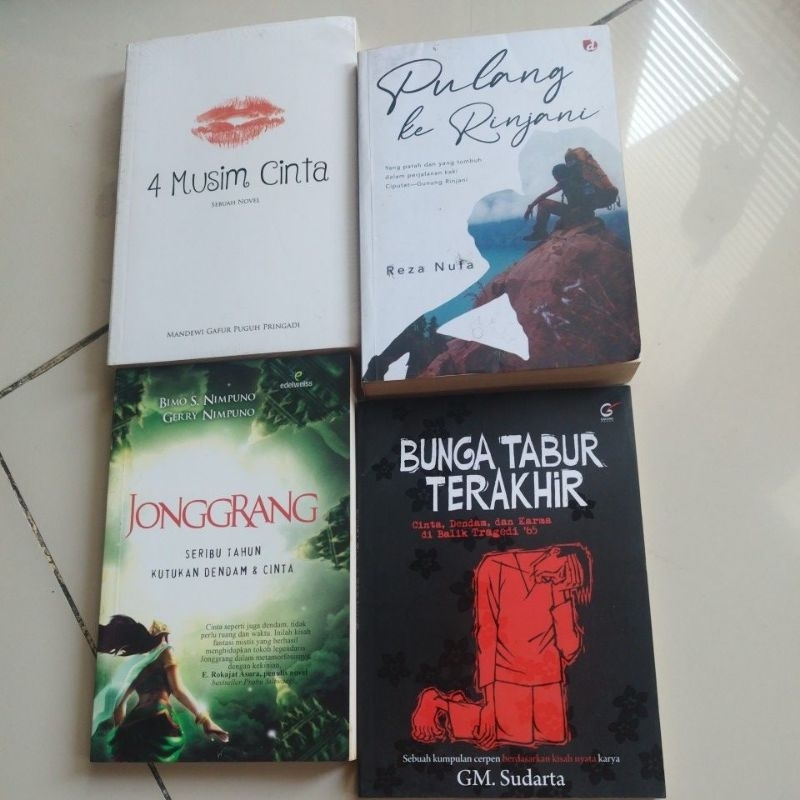 Jual 4 musim cinta, bunga tabur terakhir, pulang ke Rinjani, jonggrang ...
