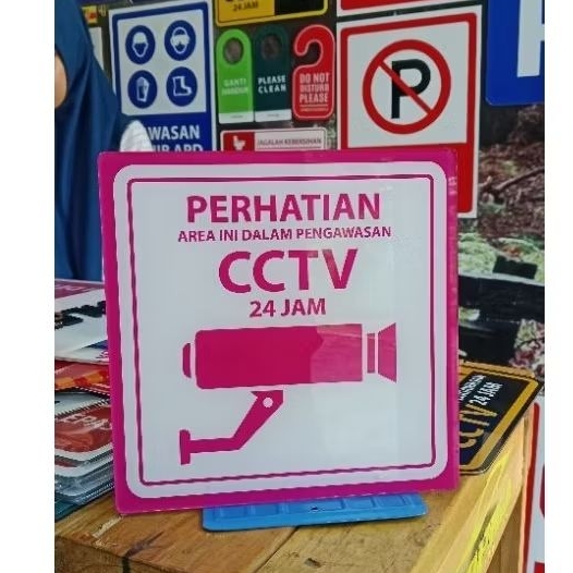 Jual CCTV 24 jam 20x20cm akrilik 3mm | Shopee Indonesia