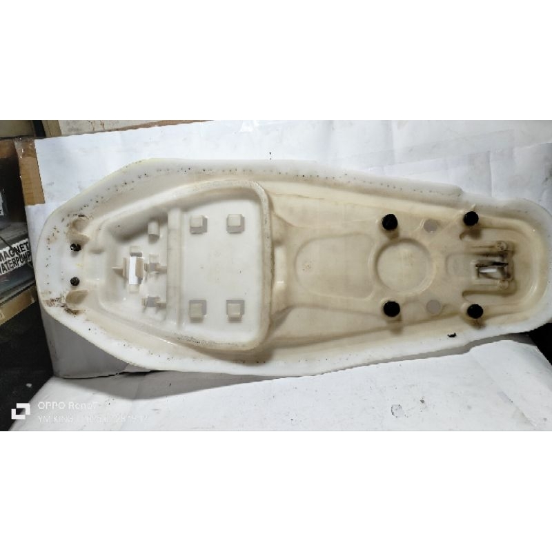 Jual JOK/FIBER JOK SCOOPY CARBU ORIGINAL HONDA BEKAS DIJAMIN 100%NORMAL ...