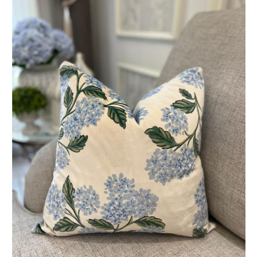 Jual Sarung Bantal Sofa Motif Bunga Biru – Suede Premium | Ukuran 40x40 ...