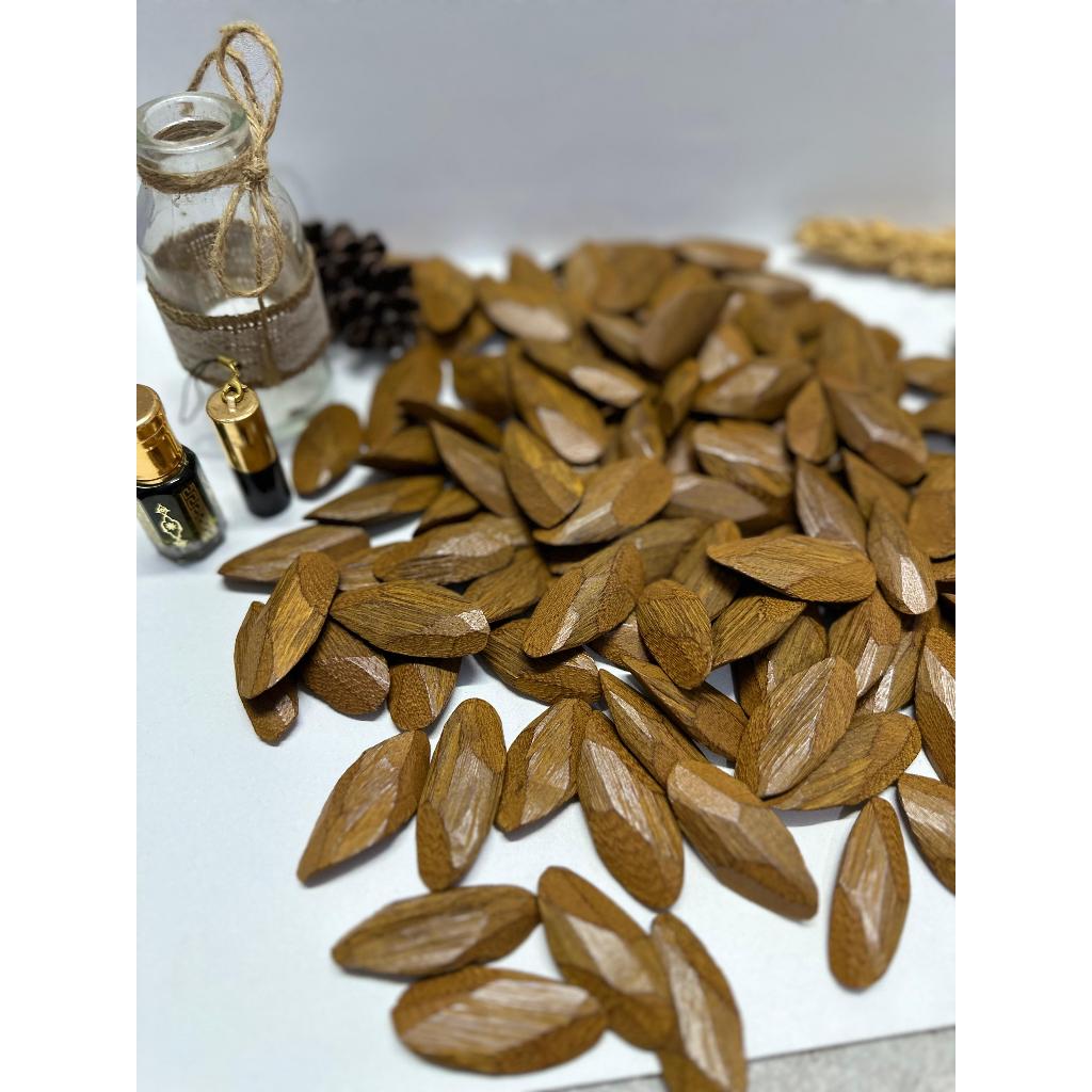 Jual KAYU GAHARU MERAUKE 1 PURE OUD AGARWOOD SANAI ORIGINAL MOHASSAN ...
