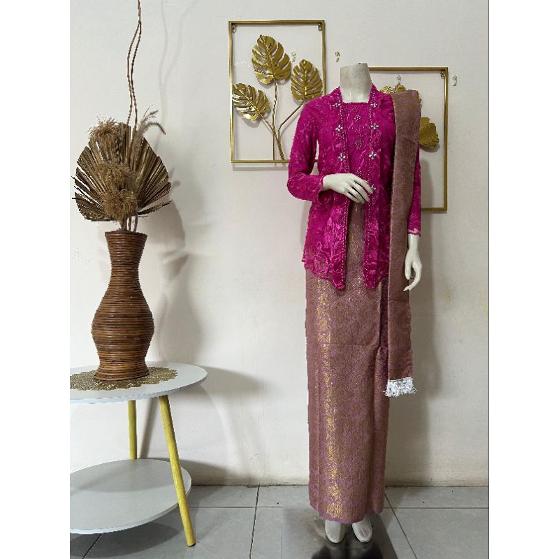 Jual SET KOMPLIT KEBAYA KUTU BARU TILE PAYET/ KEBAYA KECE/KEBAYA KELULUSAN/KEBAYA KUTU TILE ...