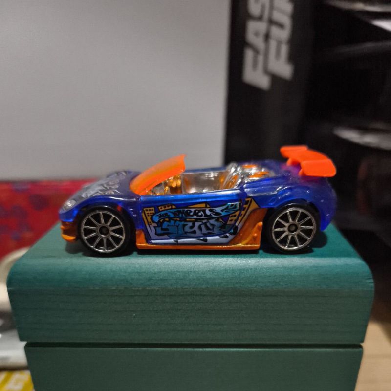 Jual Hot Wheels Trak Tune 2004 BIRU (FIRST EDITION) - 2004 Biru ...