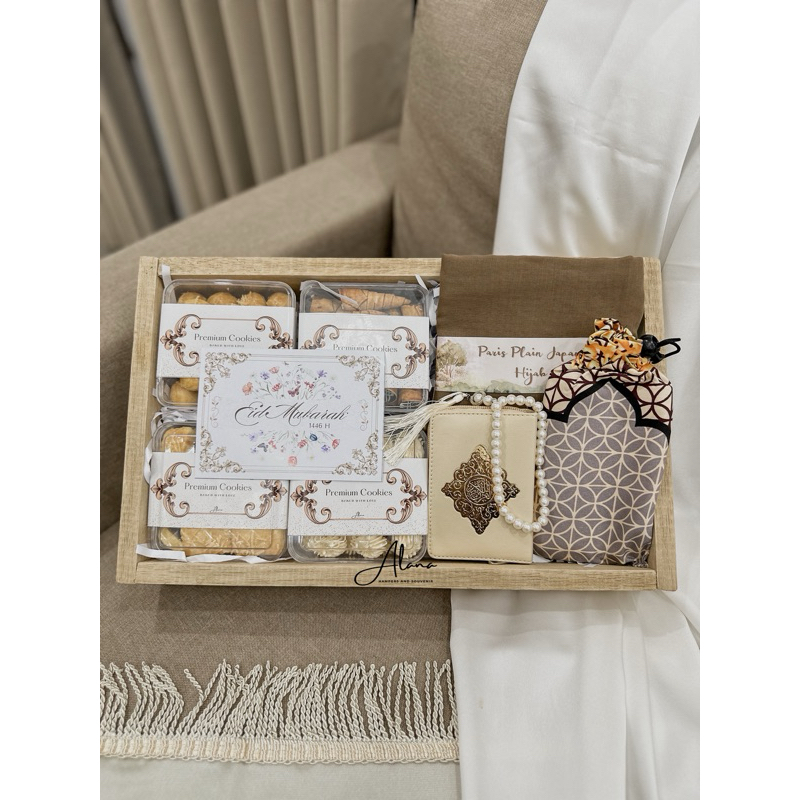 Jual Special Complete Wooden Box XL Hampers Parcel Lebaran Idul Fitri ...