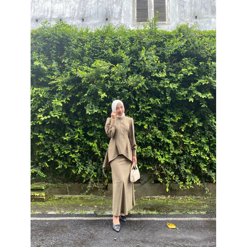 Jual Ayumi one set melayu - one set melayu atau baju kurung elegan ...