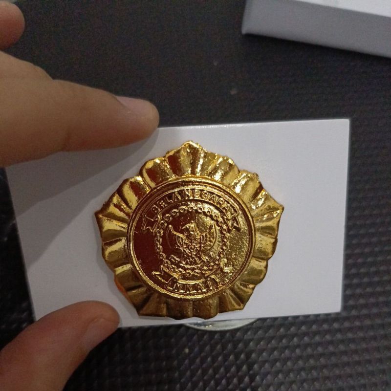 Jual pin bela negara kemhan new 100% original | Shopee Indonesia