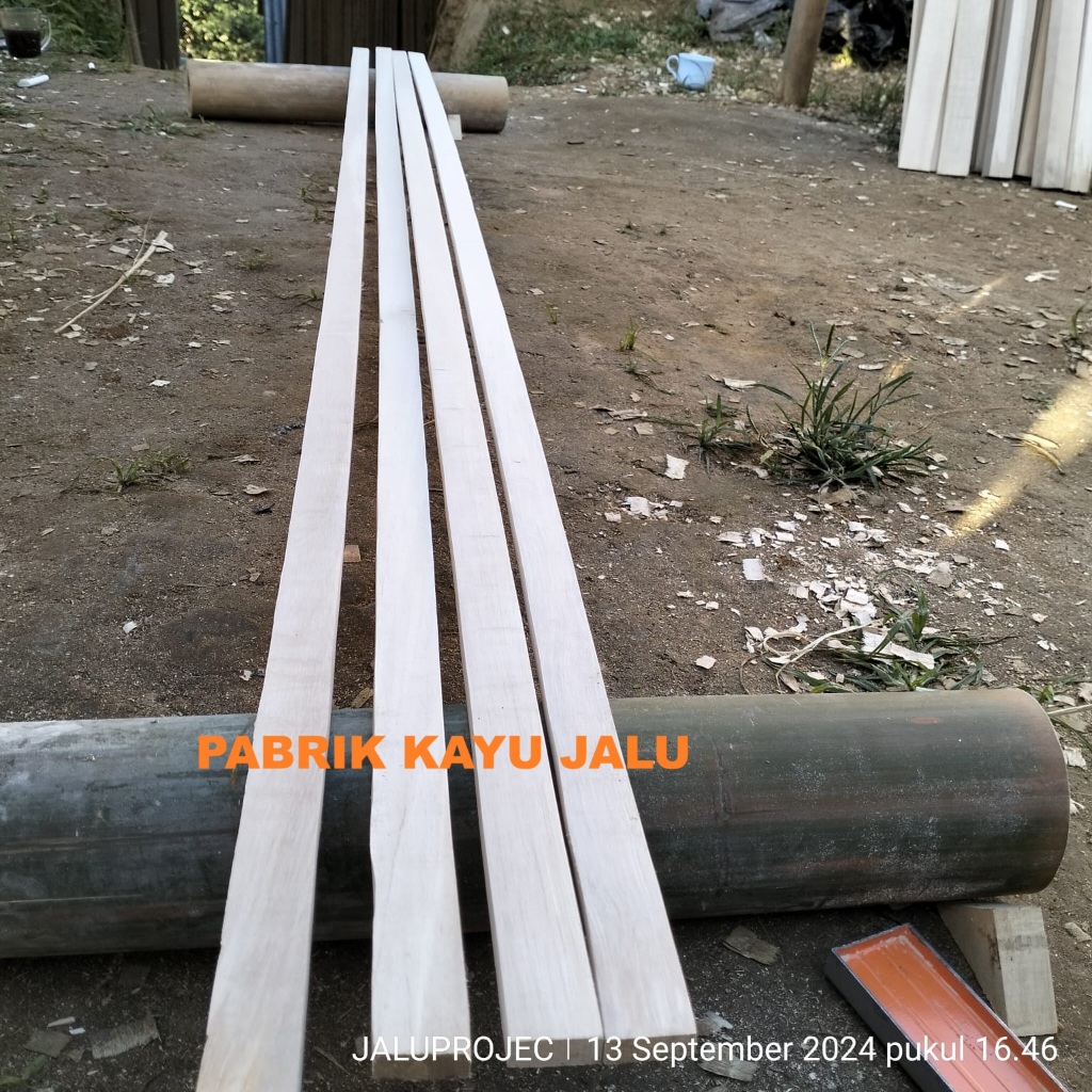 Jual ISI 100 BTG LIST STRIP KAYU TIPIS UK 1CM X 2.5 CM SUDAH HALUS KAYU ...