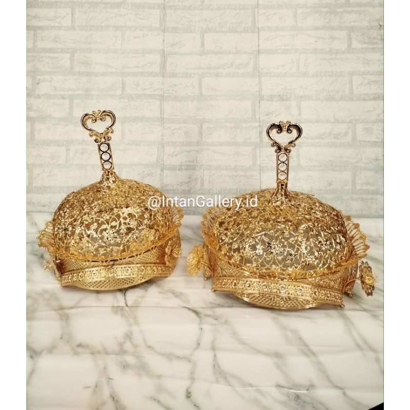 Jual Tempat Kue Sultan Alas Kaca dengan Tutup Warna Emas | Shopee Indonesia