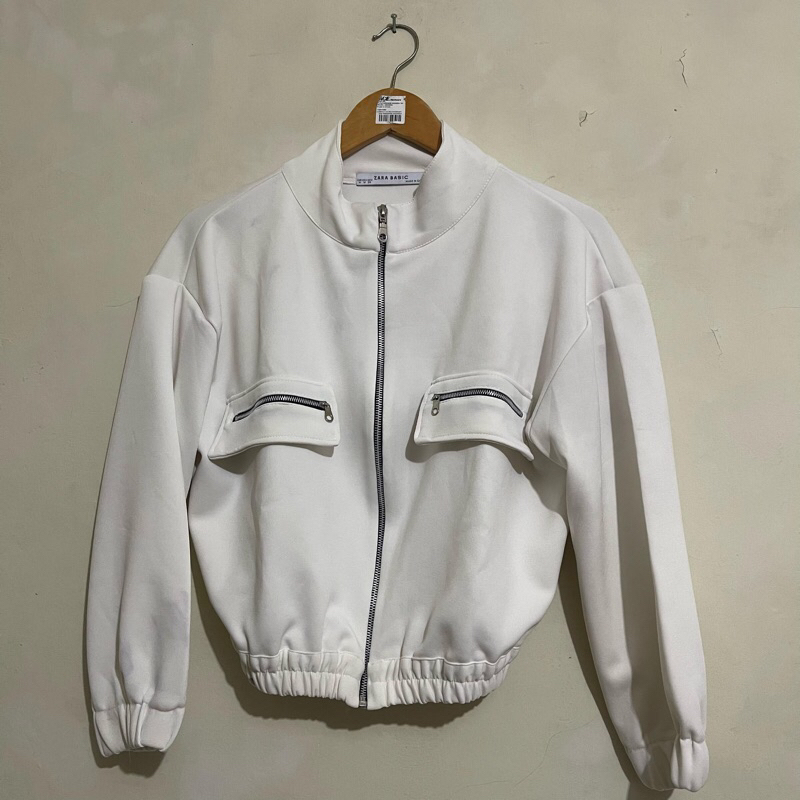 Jual jaket crop ZA** (PRELOVED ON TIKTOK LIVE!) | Shopee Indonesia