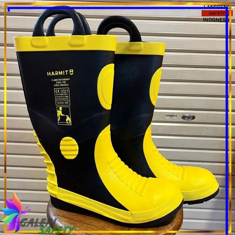 Jual Sepatu Safety Pemadam Kebakaran Harmit - Safety Boot Damkar ...