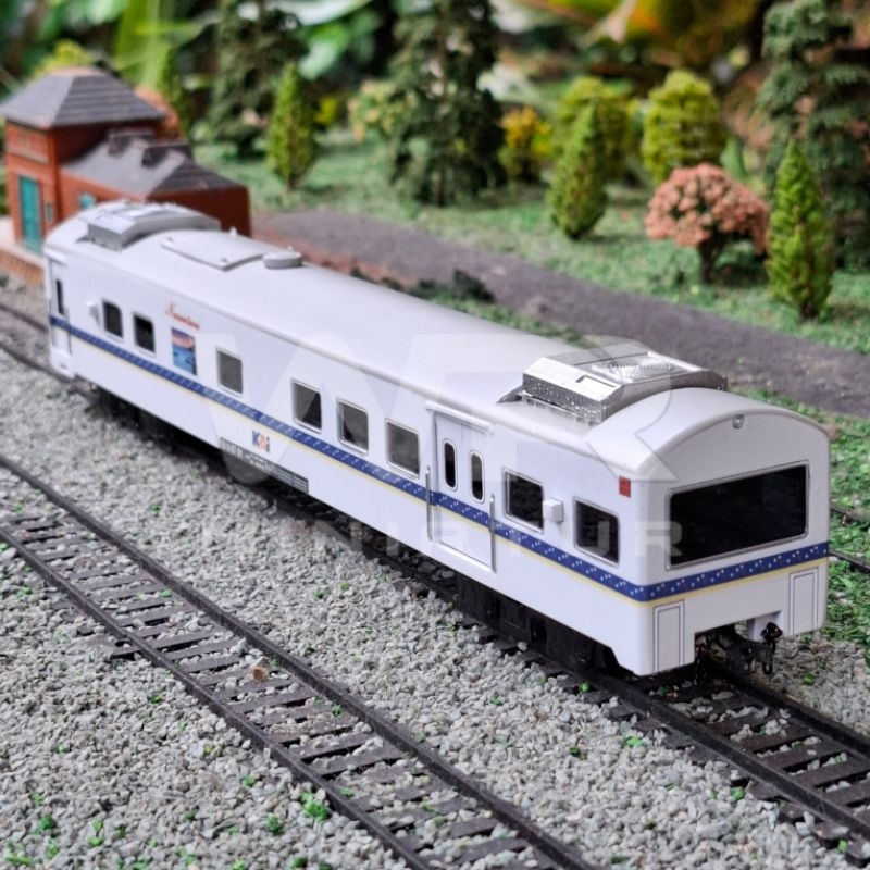 Jual Miniatur Kereta Api Indonesia Gerbong/Kereta Penumpang Kawis ...