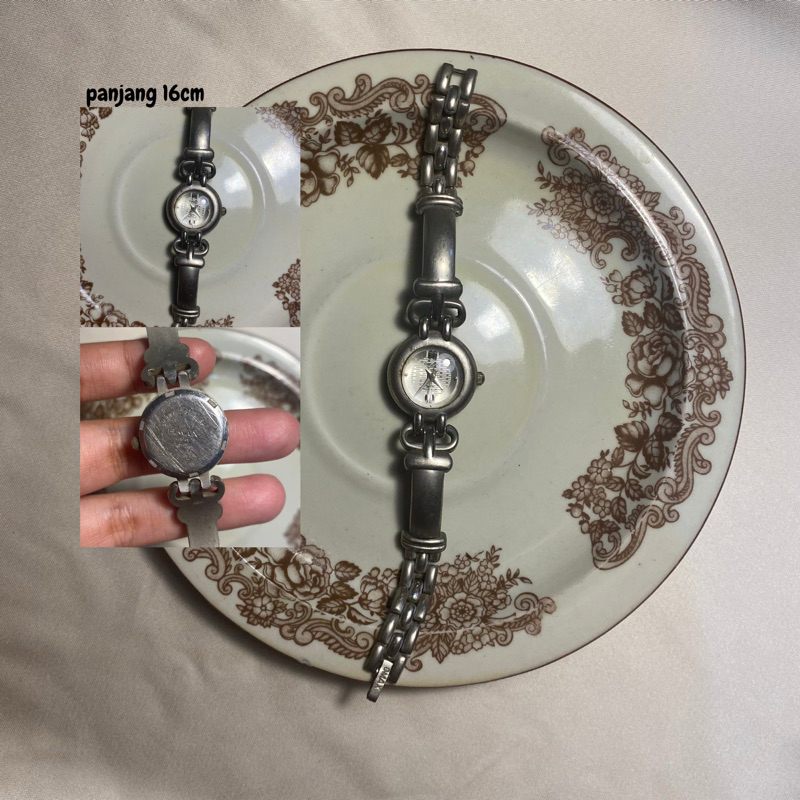 Jual JAM TANGAN VINTAGE [y2k, vintage, cute!] | Shopee Indonesia