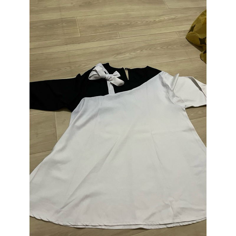 Jual baju two tone dua warna hitam putih | Shopee Indonesia