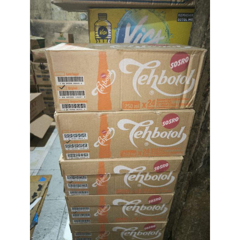 Jual 1 Dus Teh Botol Kotak Sosro isi 24 Pcs x 250 ml | Shopee Indonesia