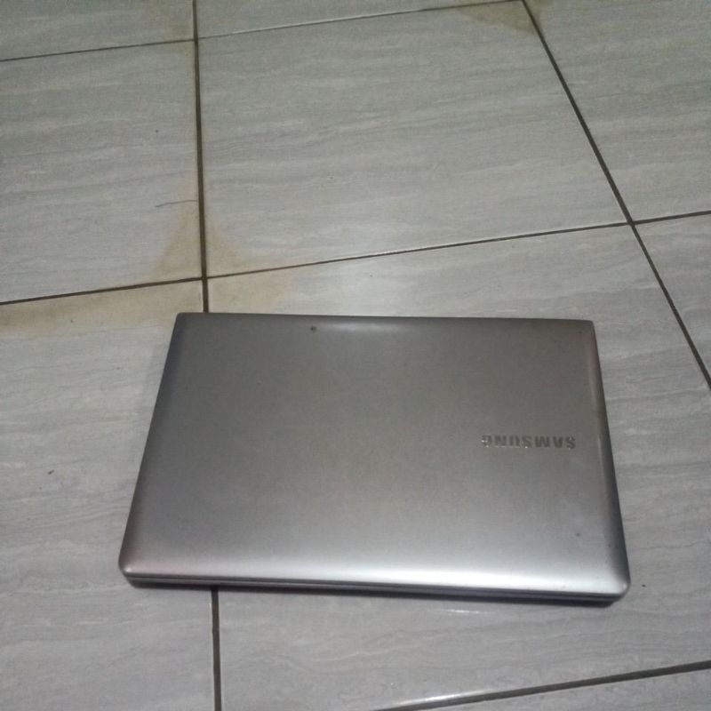 Jual samsung np300E4V | Shopee Indonesia