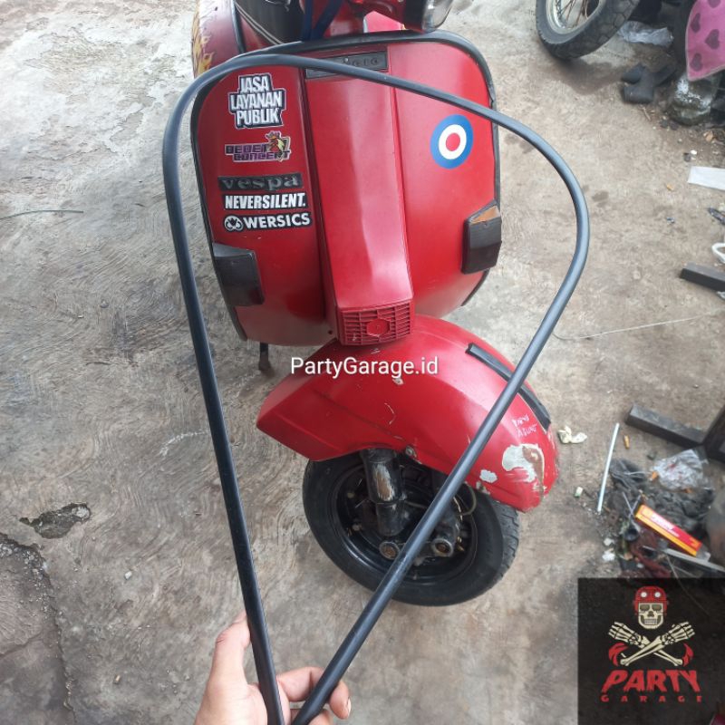 Jual LIS BODY SAYAP DEPAN VESPA SUPER PX PS SPRINT UNIVERSAL PLASTIK ...