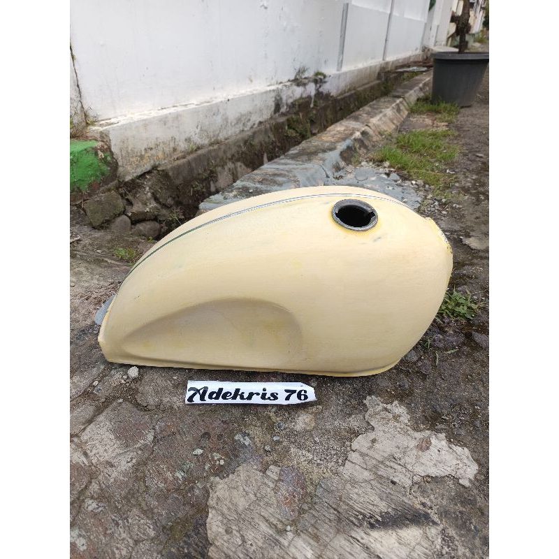 Jual Tangki Custom Tangki British Tangki Triumph Custom Japstyle Dempul ...