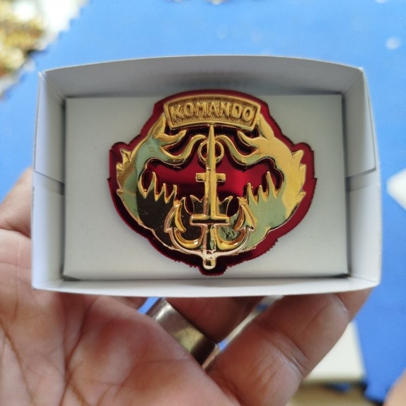 Jual brevet wing komando kopassus dasar akrilik mika | Shopee Indonesia