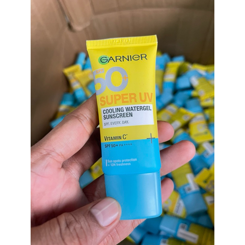 Jual GARNIER Super UV Cooling Watergel Sunscreen SPF 50+ PA++++ 30ml ...