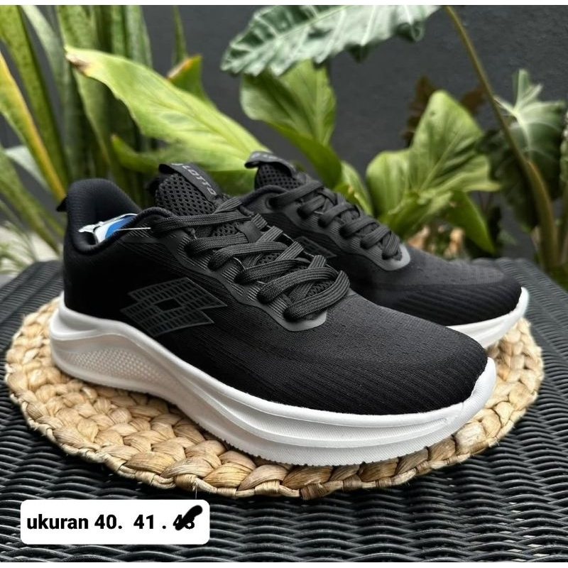 Jual sepatu olahraga sport runing lotto black | Shopee Indonesia