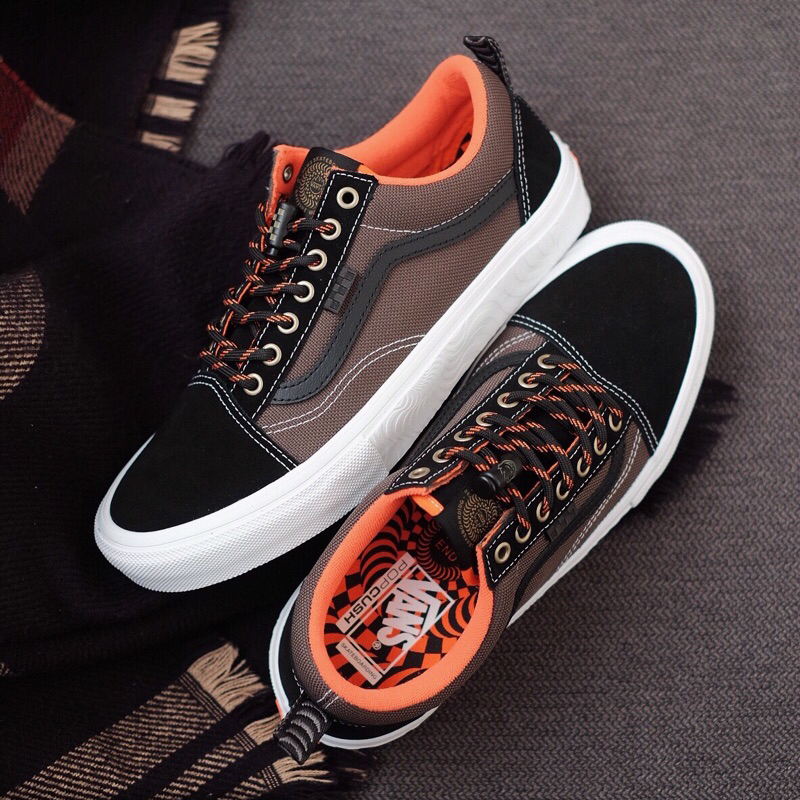 Jual SEPATU OLD SKOOL PRO SKATE SPITFIRE BLACK FLAME 100% ORIGINAL ...