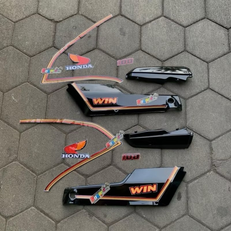 Jual Cover Body Honda Win 100 Set Warna Hitam Set Striping Tahun 90-91 ...
