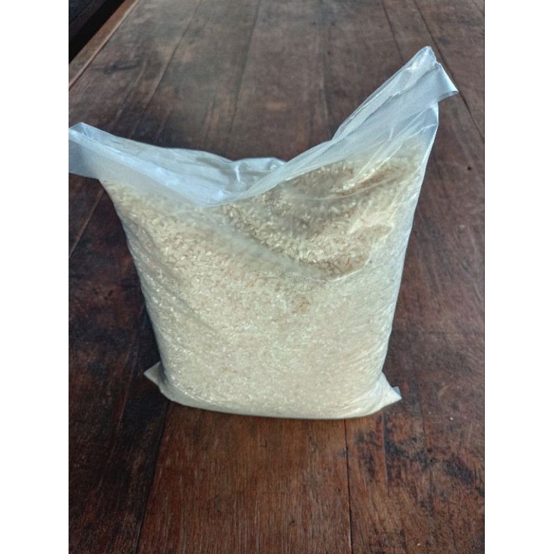 Jual Beras C4 kemasan 2,5kg | Shopee Indonesia
